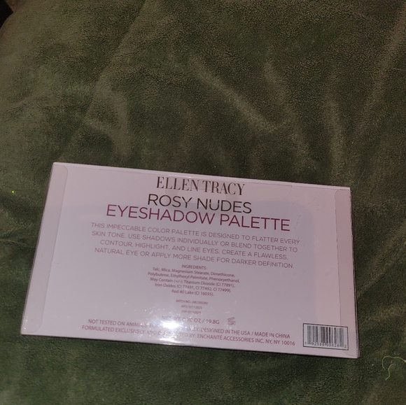 Ellen Tracy | Makeup | New Ellen Tracy 8 Eyeshadow Palette | Poshmark